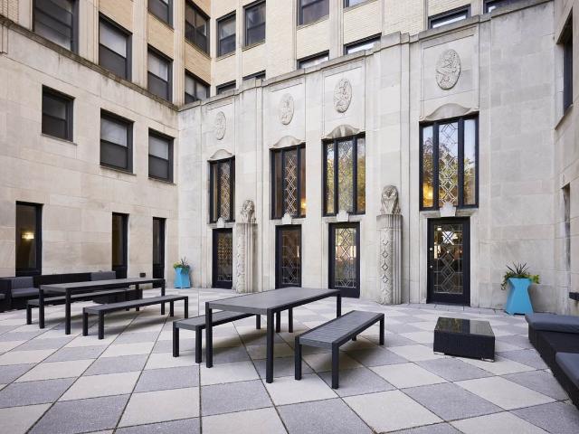 The Blackwood 2 Bedroom Apartment for Rent at 5200 S Blackstone Ave, Chicago, IL 60615 Hyde Park