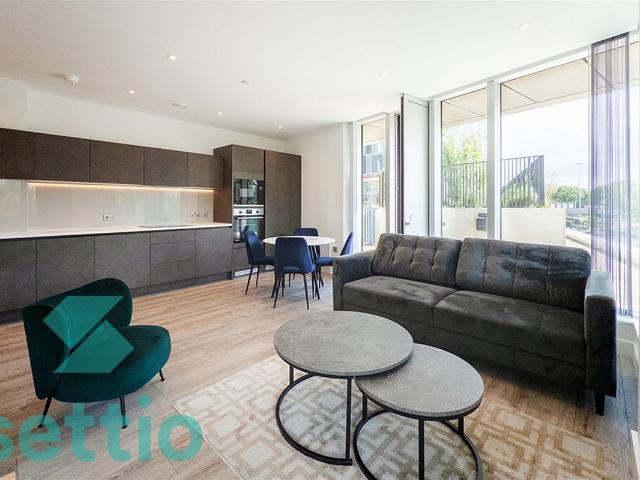 The Blade M15, 2 bed flat to rent, £1,650 pcm | PrimeLocation