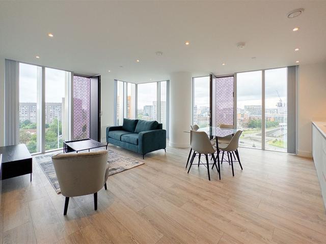 The Blade M15, 2 bed flat to rent, £2,050 pcm | PrimeLocation