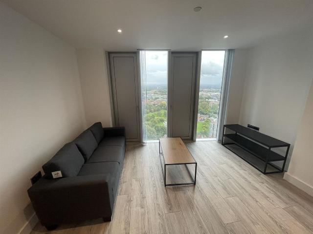 The Blade, Silvercroft St. M15, 1 bed flat to rent, £1,725 pcm | PrimeLocation
