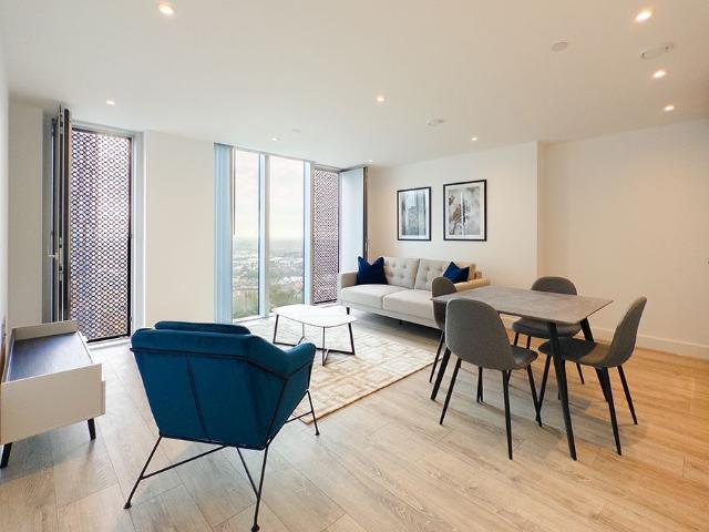 The Blade Tower, Silvercroft Street, Manchester M15, 1 bed flat to rent, £1,800 pcm | PrimeLocation
