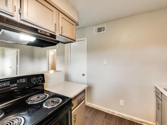 The Blanca Apartments 3 Bedroom Apartment for Rent at 8217 Fulton St, Houston, TX 77022 Northside Northline