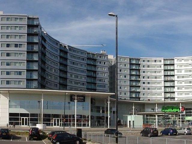 The Blenheim Centre, Prince Regent Road, Hounslow TW3, 1 bed detached house to rent, £1,595 pcm | PrimeLocation