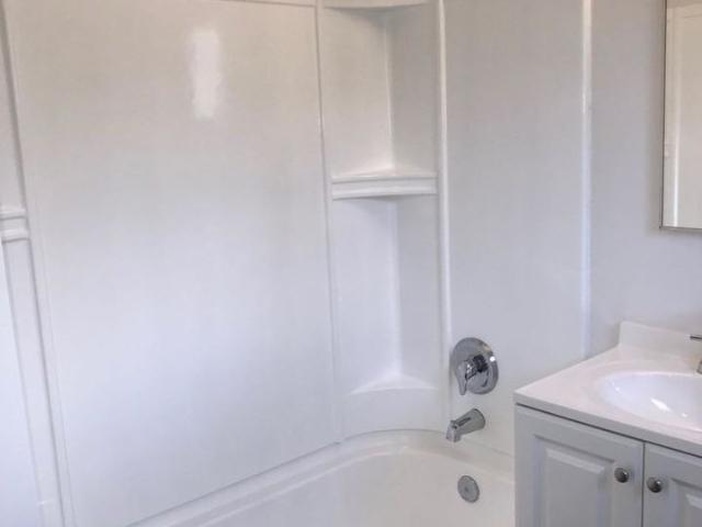 The Bloc Apartments 1 Bedroom Apartment for Rent at 104 E Leatrice Ln, Anaheim, CA 92802