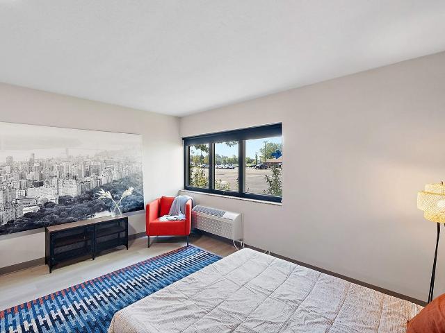 The Block at Sterling Heights 1 Bedroom Apartment for Rent at 34911 Van Dyke Ave, Sterling Heights, MI 48312 Sterling Heights