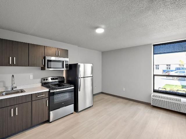The Block at Sterling Heights 1 Bedroom Apartment for Rent at 34911 Van Dyke Ave, Sterling Heights, MI 48312 Sterling Heights