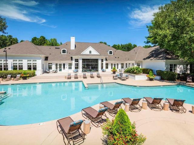 The Bryce 1 Bedroom Apartment for Rent at 4101 Double Creek Crossing Dr, Charlotte, NC 28269 West Sugar Creek