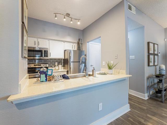 The Bradford on the Park 1 Bedroom Apartment for Rent at 2300 Central Park Blvd, Bedford, TX 76022