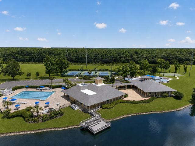 The Brady at Tampa Palms 2 Bedroom Apartment for Rent at 5100 Live Oaks Blvd, Tampa, FL 33647 Tampa Palms