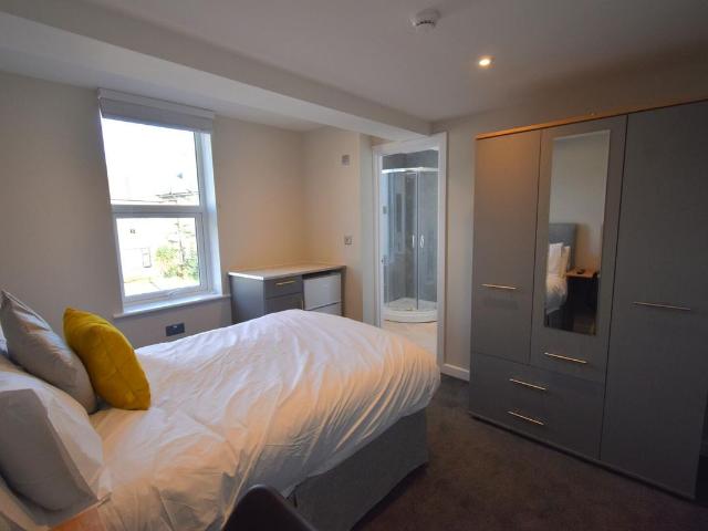 The Brent, Dartford DA1, Room to rent, £950 pcm | PrimeLocation
