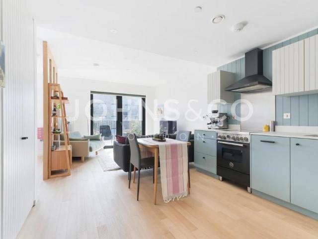 The Brentford Project, Brentford. Studio to rent £1,846 pcm £426 pw