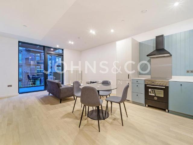 The Brentford Project, Brentford. 1 bed apartment to rent £2,297 pcm £530 pw