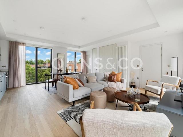 The Brentford Project, Brentford. 1 bed apartment to rent £2,349 pcm £542 pw