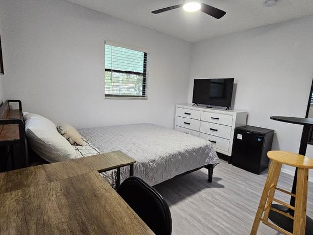 The Bright Minimalist Suite | All_Inclusive Co_Li