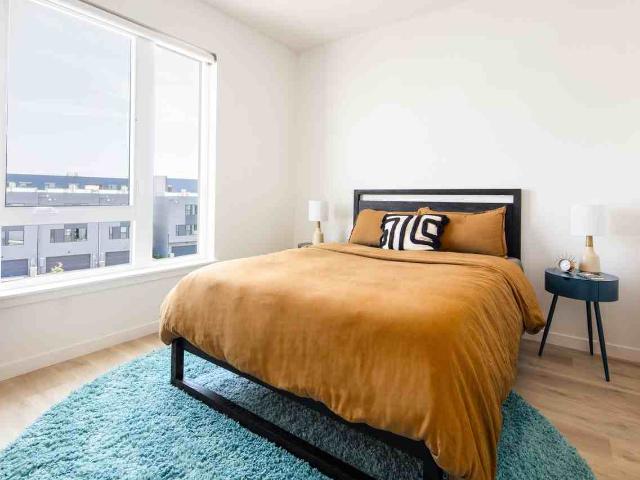 The Bridge District Studio Apartment for Rent at 965 Riverfront Street, West Sacramento, CA 95691 Triangle