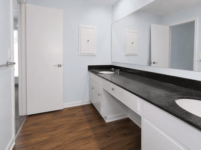 The Bridges at Foxridge 2 Bedroom Apartment for Rent at 5250 Foxridge Dr, Mission, KS 66202