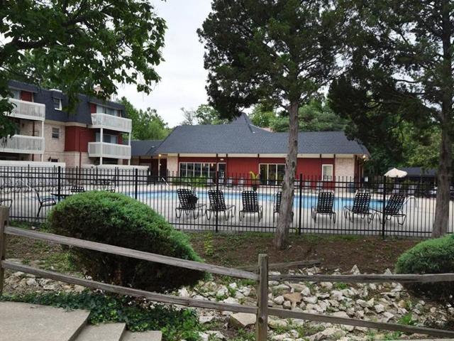The Bridges at Foxridge 3 Bedroom Apartment for Rent at 5250 Foxridge Dr, Mission, KS 66202