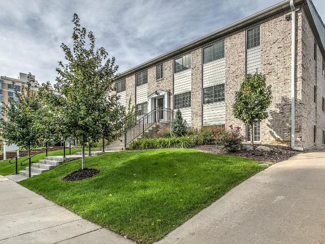 The Bristol 2 Bedroom Apartment for Rent at 124 N 31st Ave, Omaha, NE 68131 Gifford Park
