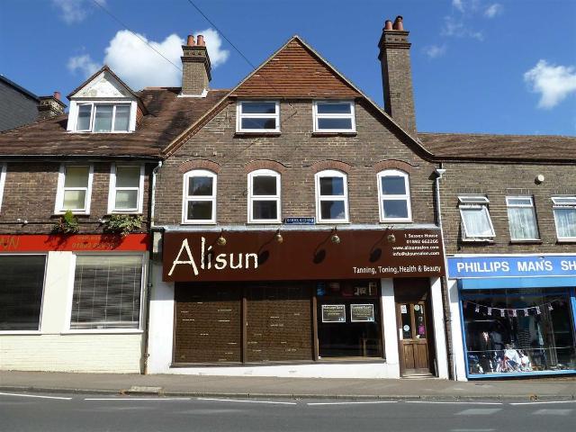 The Broadway, Crowborough TN6, 1 bed flat to rent, £950 pcm | PrimeLocation