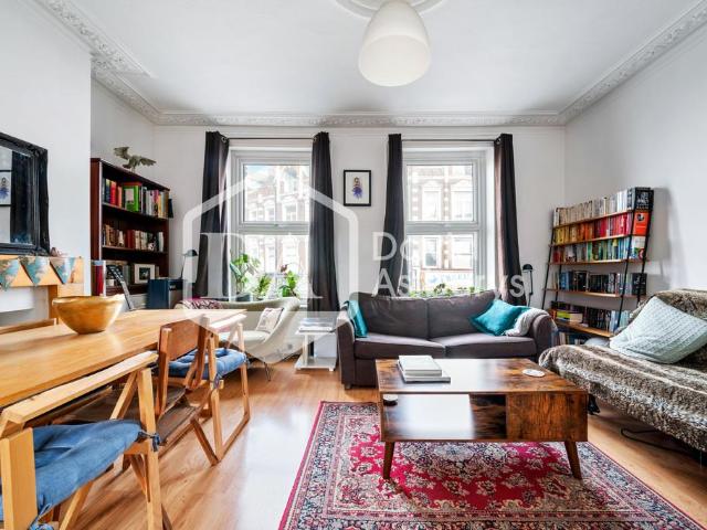 The Broadway, Crouch End, London 1 bed apartment to rent £1,800 pcm £415 pw