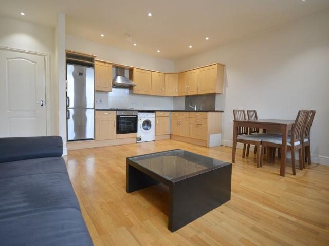 The Broadway, Ealing W5, 2 bed flat to rent, £2,200 pcm | PrimeLocation