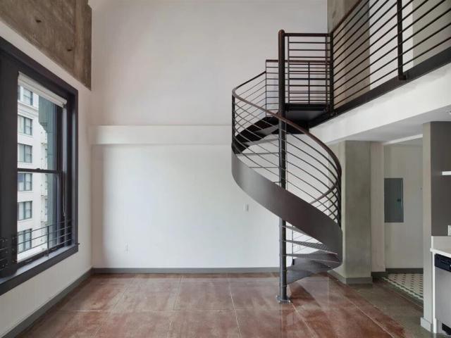 The Broadway Lofts 2 Bedroom Apartment for Rent at 430 S Broadway, Los Angeles, CA 90013 Downtown Los Angeles
