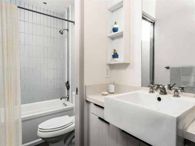 The Broadway Lofts Studio Apartment for Rent at 430 S Broadway, Los Angeles, CA 90013 Downtown Los Angeles