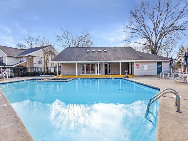 The Brook 2 Bedroom Apartment for Rent at 9924 Oakbrook Dr, Charlotte, NC 28210 Seven Eagles