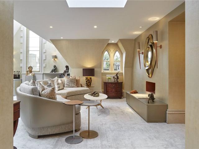 The Bromptons, Rose Square, Fulham Road, London SW3, 2 bed flat to rent, £15,145 pcm | PrimeLocation