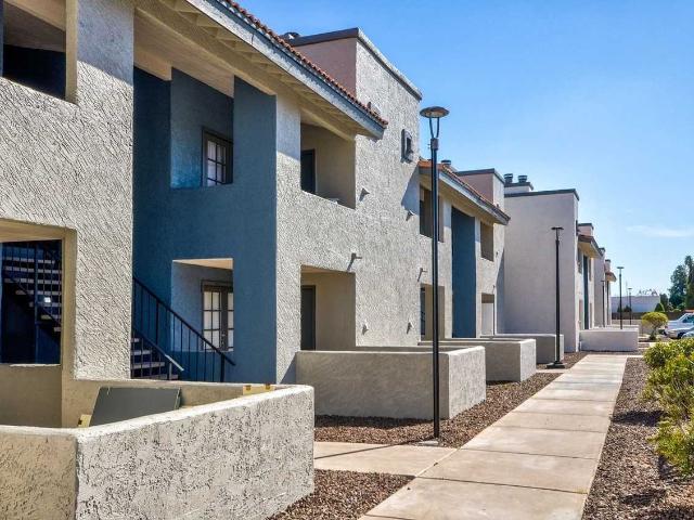 The Bronte West 2 Bedroom Apartment for Rent at 447 W Rio Salado Pkwy, Mesa, AZ 85201
