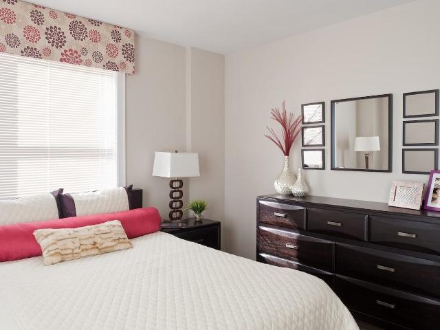 The Brownhardt 2 Bedroom Apartment for Rent at 801 E Armour Blvd, Kansas City, MO 64109 Central Hyde Park