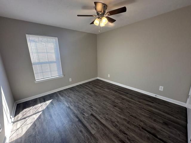 The Brownstone Apartments 2 Bedroom Apartment for Rent at 1455 Lascassas Pike, Murfreesboro, TN 37130