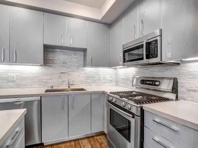 The BW 1 Bedroom Apartment for Rent at 1168 S Barrington Ave, Los Angeles, CA 90049 Brentwood