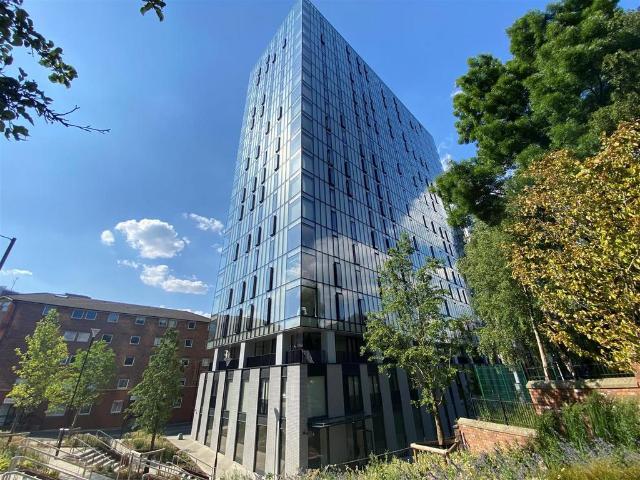 The Gate, Angel Meadows, Manchester 2 bed apartment to rent £1,550 pcm £358 pw