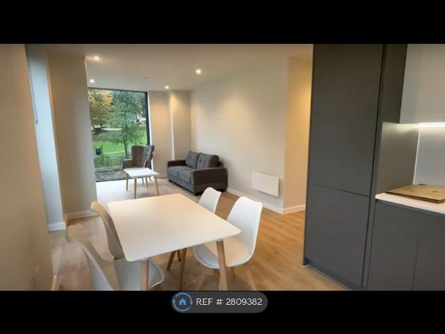 The Gate, Manchester M4, 2 bed flat to rent, £1,450 pcm | PrimeLocation