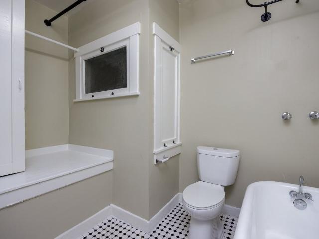 The Gatsby Apartments 1 Bedroom Apartment for Rent at 527 E 1st St, Long Beach, CA 90802 Downtown Long Beach