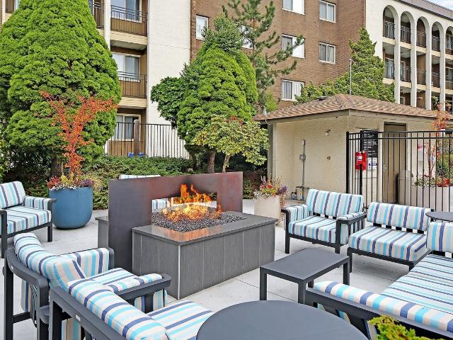 The Galleria 2 Bedroom Apartment for Rent at 10500 Meridian Ave N, Seattle, WA 98133 North College Park
