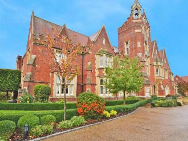 The Galleries, The Clock Tower, Brentwood, 2 Bedroom Penthouse