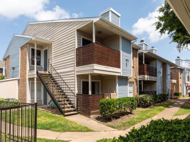 The Gallery at Katy 2 Bedroom Apartment for Rent at 1007 S Mason Rd, Katy, TX 77450