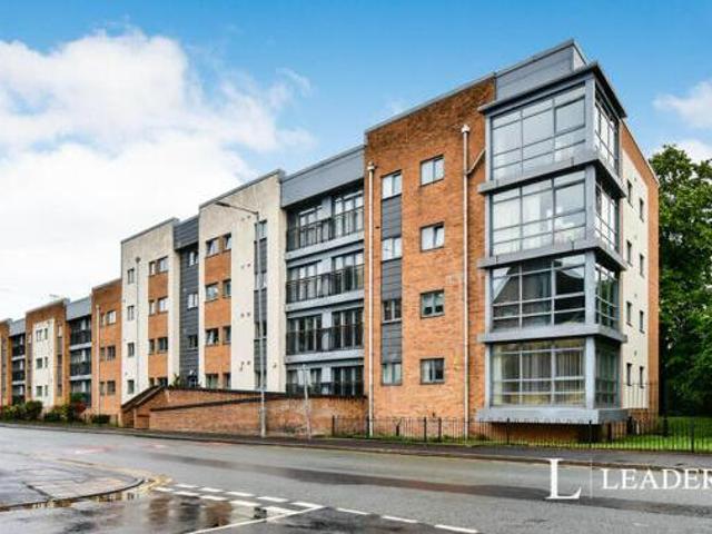The Gallery, Moss Lane East, 2 Bedroom Flat
