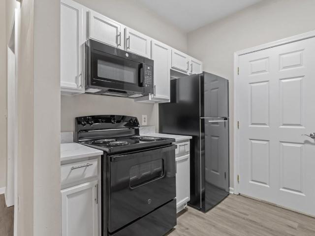 The Gardens at Manchester 2 Bedroom Apartment for Rent at 1420 Hull St, Richmond, VA 23224 Blackwell