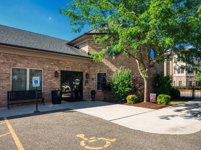 The Gardens on Timberlake 1 Bedroom Apartment for Rent at 240 Beverly Hills Cir, Lynchburg, VA 24502