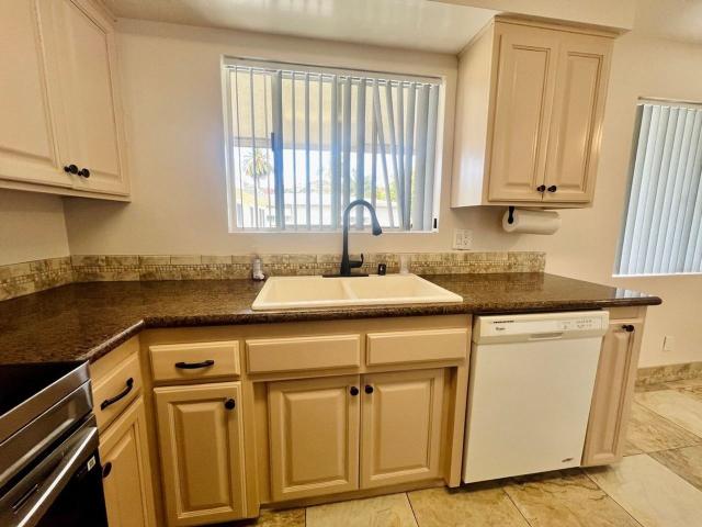The Garwin 3 Bedroom Apartment for Rent at 6227 Greenleaf Ave, Whittier, CA 90601