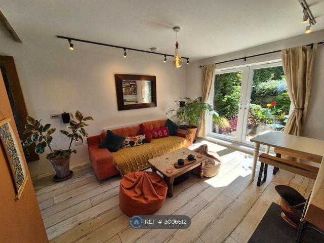 The Gastons, Bristol BS11, Room to rent, £695 pcm | PrimeLocation