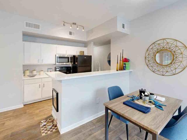 The Gentry 2 Bedroom Apartment for Rent at 8550 Easton Commons Dr, Houston, TX 77095
