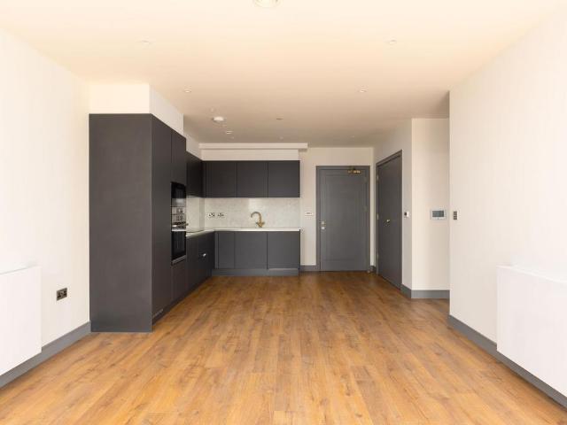 The Gessner, 3 Watermead Way. 2 bed flat to rent £2,845 pcm £657 pw