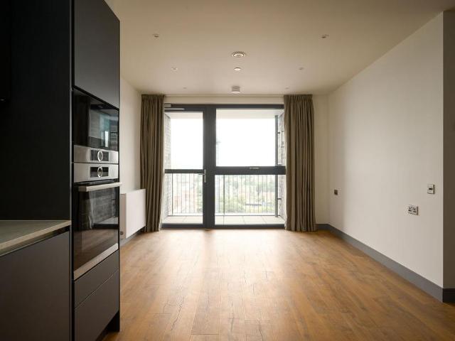 The Gessner, 3 Watermead Way. 2 bed flat to rent £2,960 pcm £683 pw