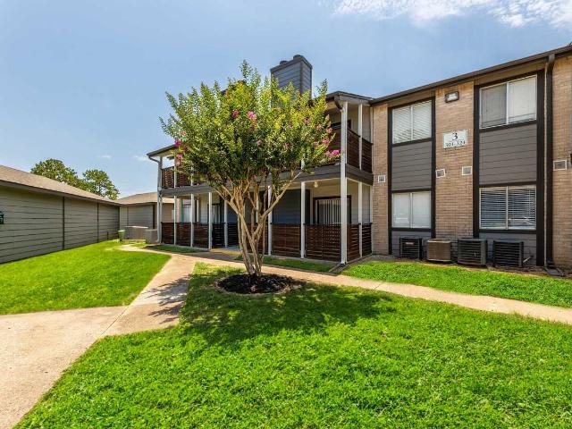 The Gibson 1 Bedroom Apartment for Rent at 8255 Sunbury Ln, Houston, TX 77095