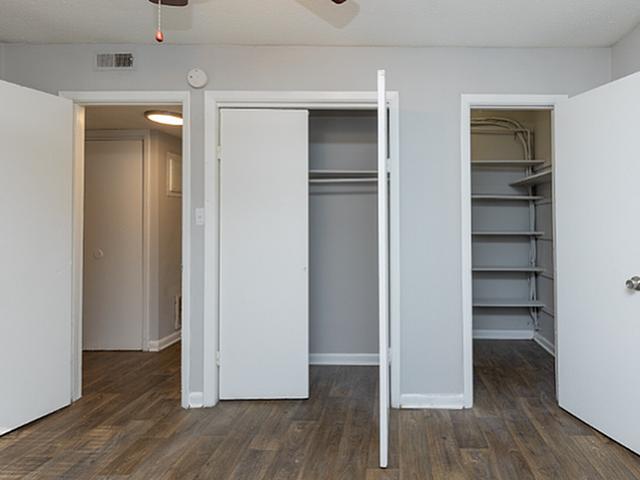 The Glade 2 Bedroom Apartment for Rent at 180 S Pine Lake Dr, Spartanburg, SC 29306