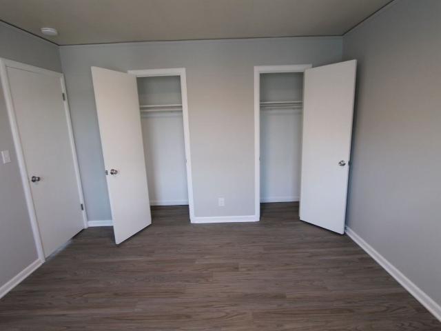 The Gladstone! Classic but Modern 1 & 2 Bedroom Apartments in Dundee 1 Bedroom Apartment for Rent at 4723 Cass St, Omaha, NE 68132 Dodge Street Corridor